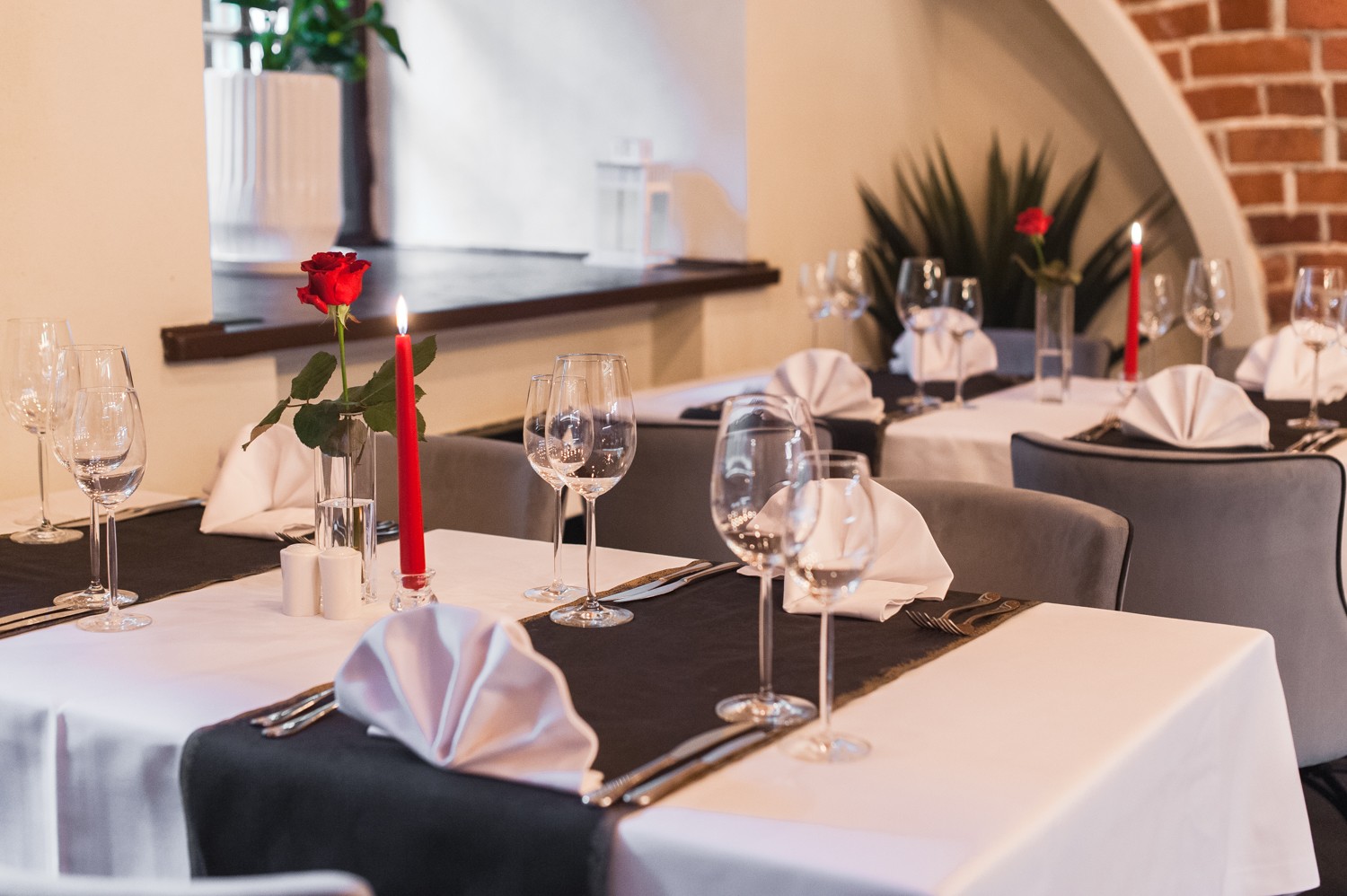 Restauracja Świętoszek Tartuffe, Śródmieście, Warszawa - GdzieZjesc ...